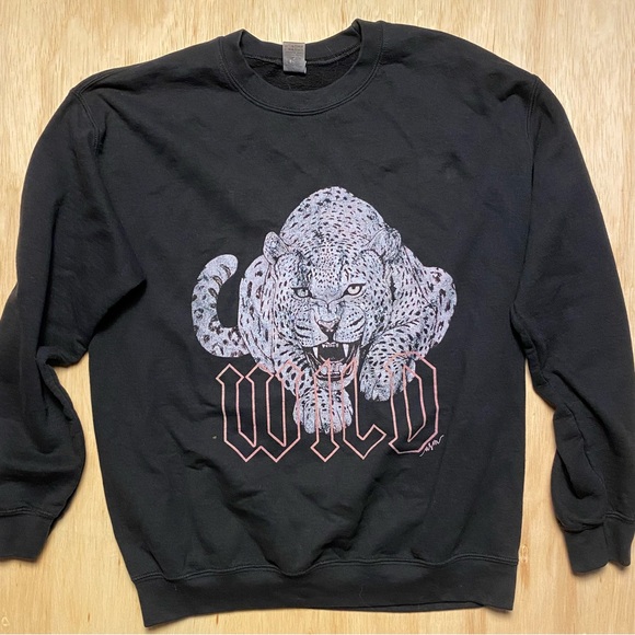 Sweaters | Black Wild Leopard Sweater Unisex Sz M | Poshmark